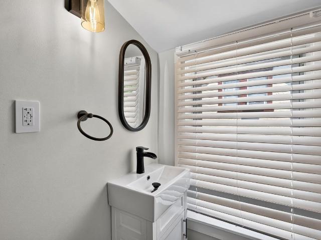 324 326 Darby Rd Multi 2 Bedroom Apartment for Rent at 324 Darby Rd, Havertown, PA 19083