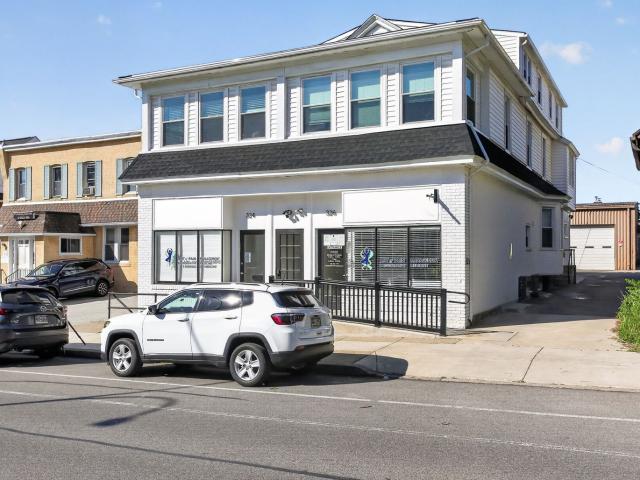 324 326 Darby Rd Multi