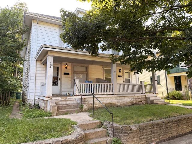 324 326 S 15Th St 3 Bedroom Apartment for Rent at 324 S 15th St, Richmond, IN 47374
