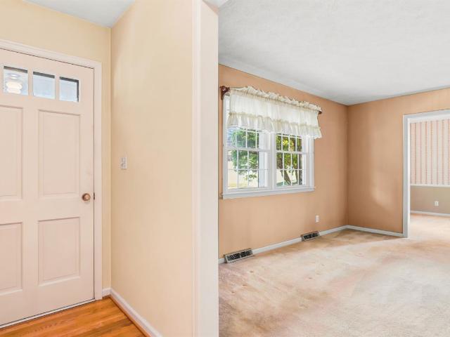 324 Charldon Road