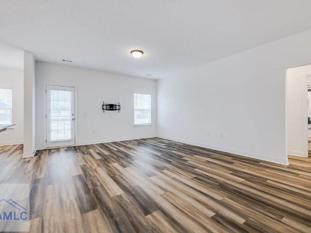 324 Abode Avenue
