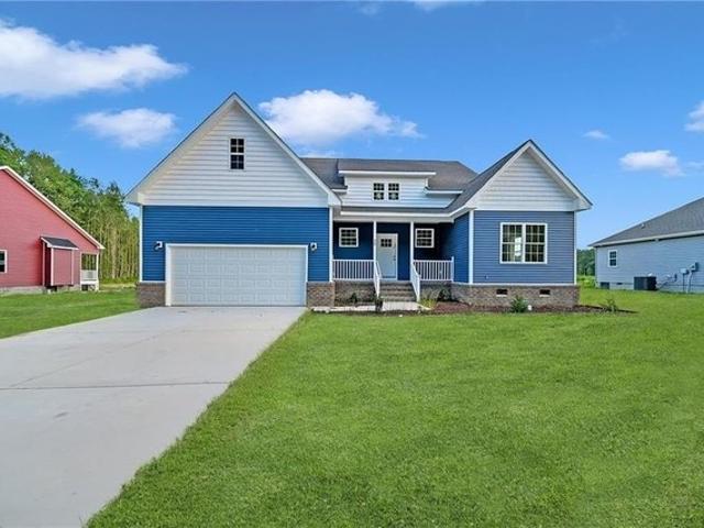 324 Bank St, Waverly, VA 23890