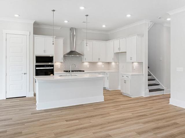 393 Brightside Trail