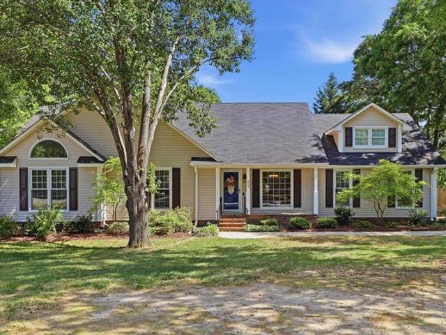 324 Golden Carriage Run, Boiling Springs, SC 29316
