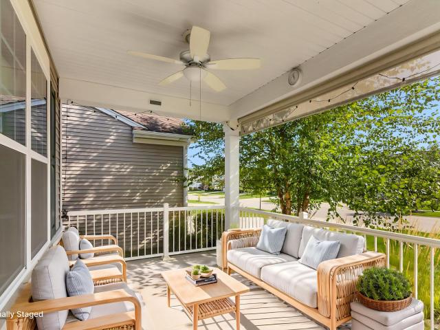 324 Gallant Dr