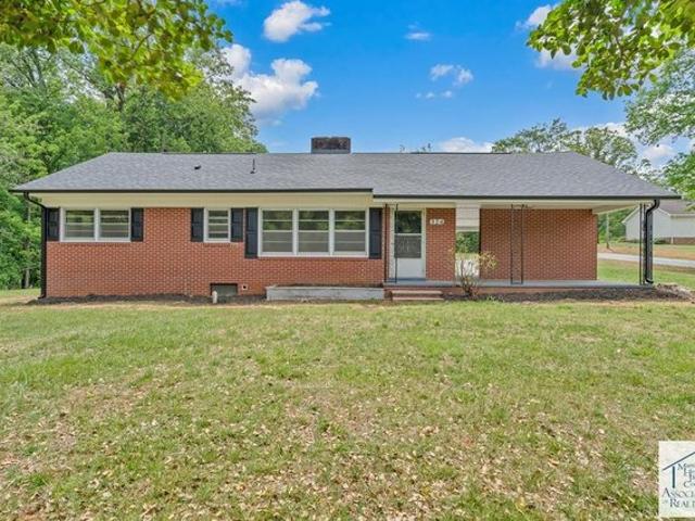 324 Glenwood Ter, Stuart, VA 24171