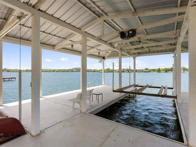 324 Granite Shoals Ln