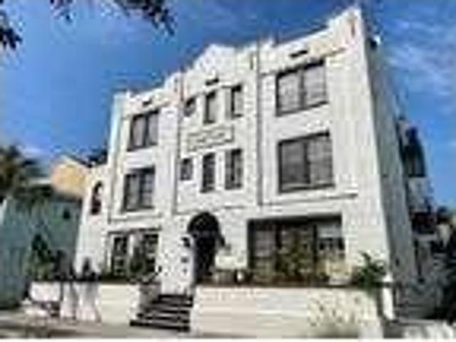 324 Grove St N #204, Saint Petersburg, FL 33701