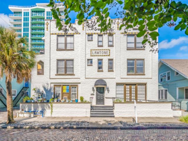 324 Grove Street North