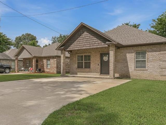 324 Dixon St, Manila, AR 72442