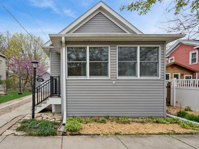 324 E 13th Street