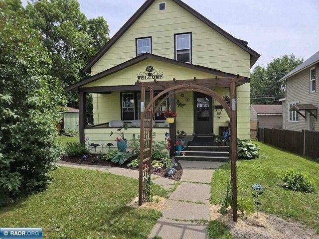 324 E White St, Ely, MN 55731