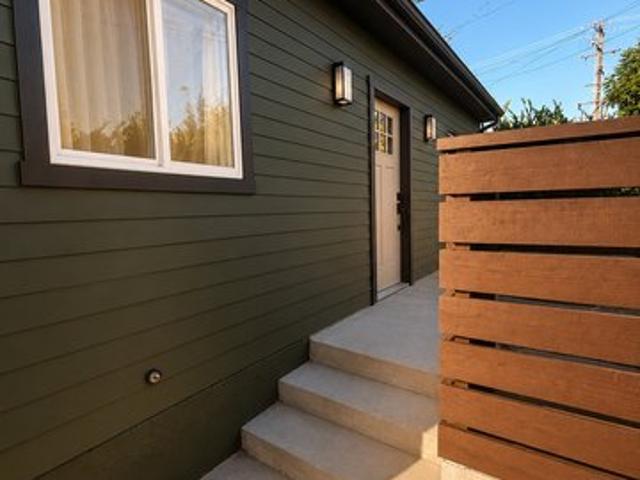 324 E Colorado Blvd, Monrovia, CA 91016