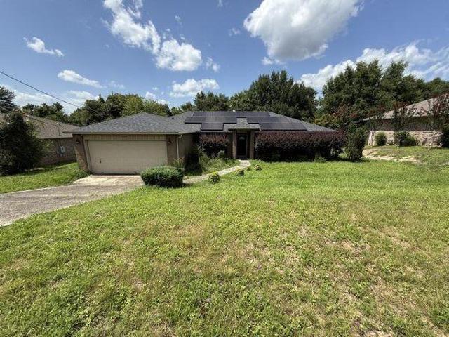 324 Egan Dr, Crestview, FL 32536