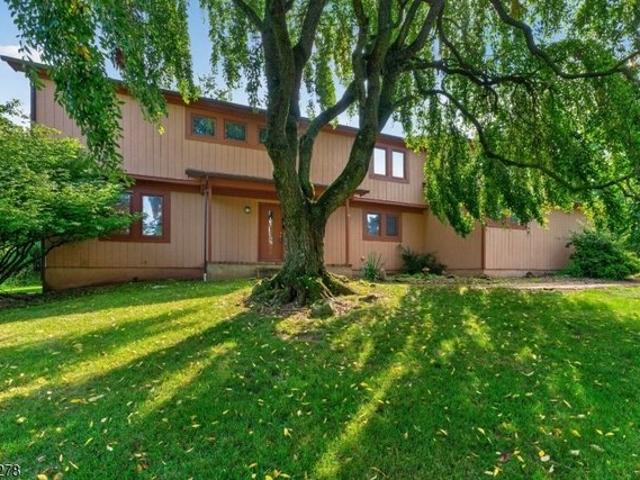 324 Eileen Way, Bridgewater Twp, NJ 08807