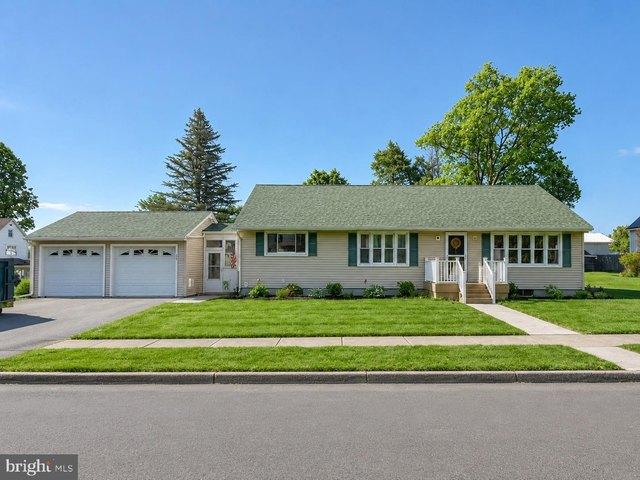 324 Kearney St, Kane, PA 16735