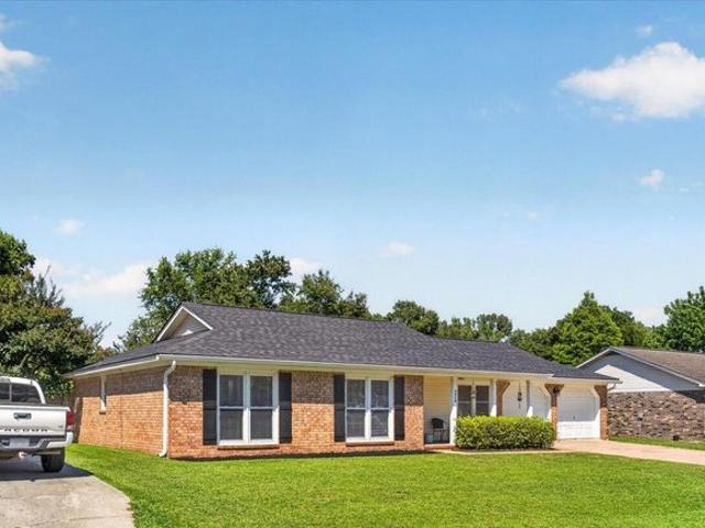 324 Houston Dr, Ladson, SC 29456