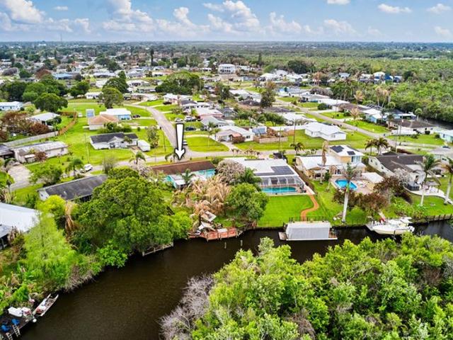 324 Holly Ave, Port Saint Lucie, FL 34952