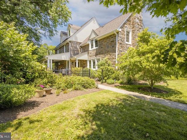 324 Holmecrest Rd, Jenkintown, PA 19046