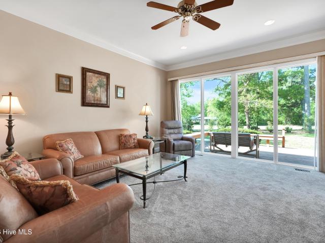 324 Long Leaf Drive