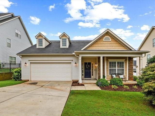 324 Lynshire Ave, Clayton, NC 27527