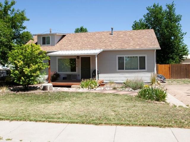 324 N 3rd Ave, Sterling, CO 80751