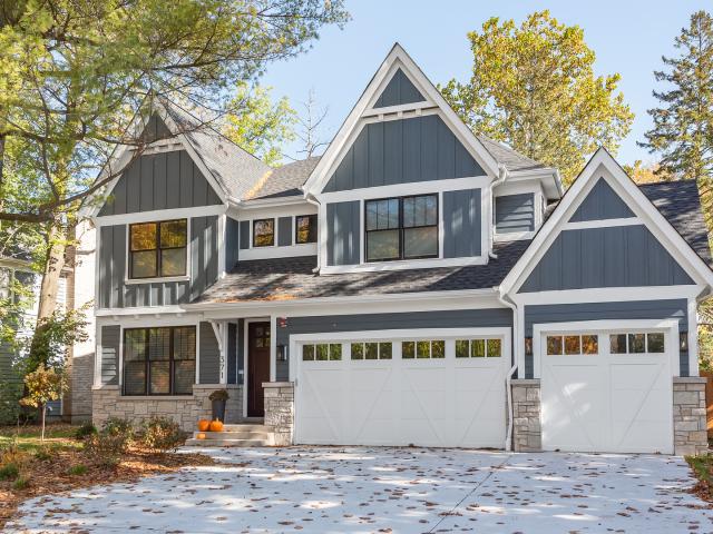 324 N Charlotte St, Lombard, IL 60148 | MLS #12558