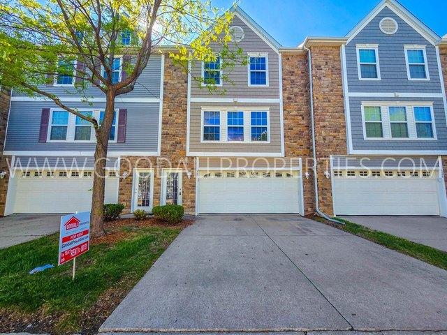 324 NE Sandalwood, Waukee, IA 50263