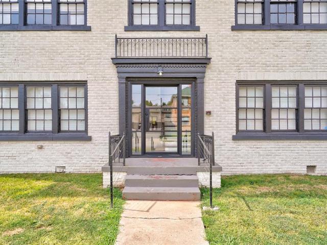 324 NW 24th Street