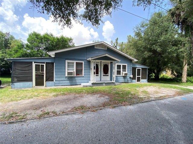 324 S Osceola St, Deland, FL 32724