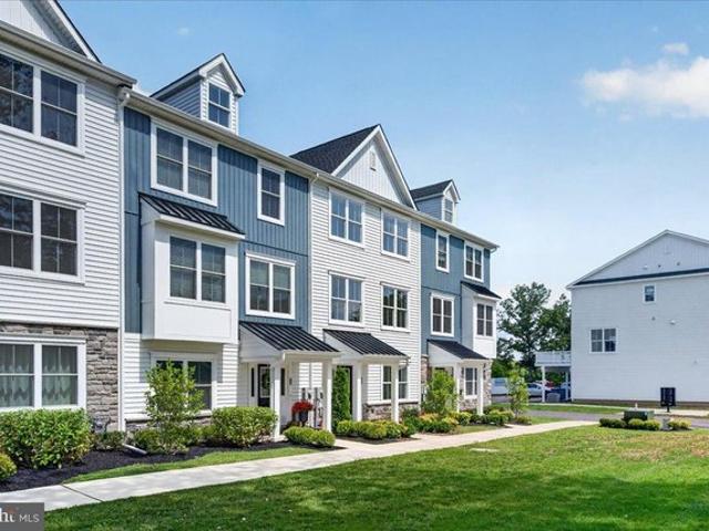 324 Schadle Rd, Bedminster, PA 18910