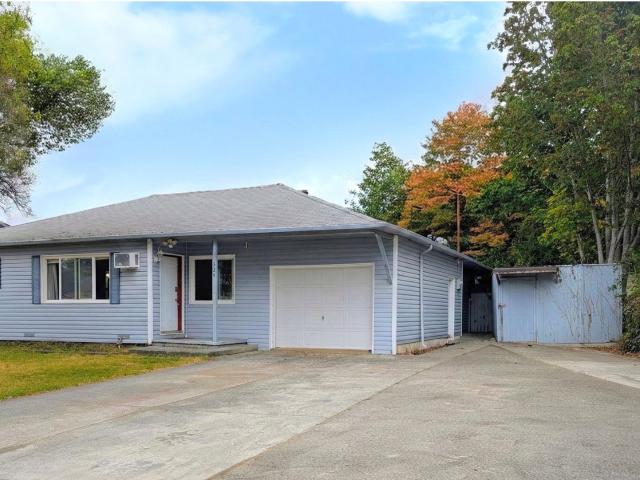 324 spruce dr