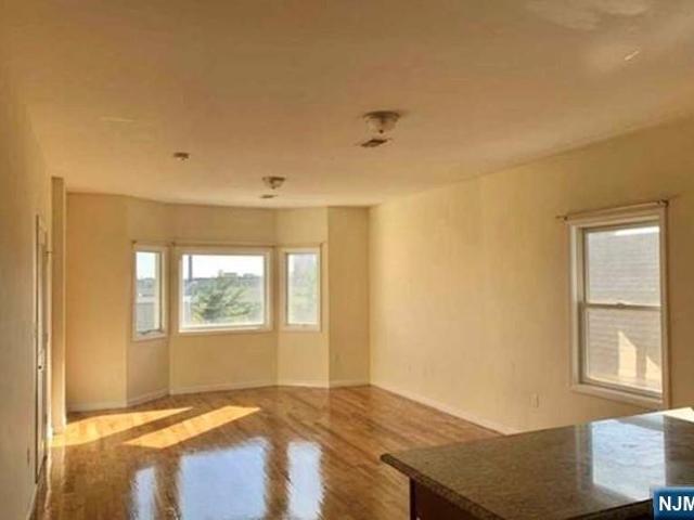 324 Sussex St, Unit 2F, Harrison, NJ 07029 | MLS #26010 | Compass