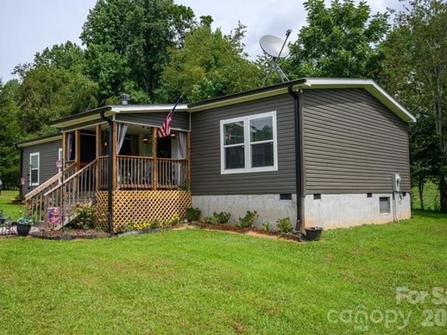 324 Plemmons Pl, Marion, NC 28752