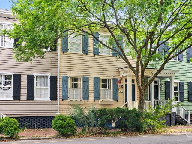 324 Price Street