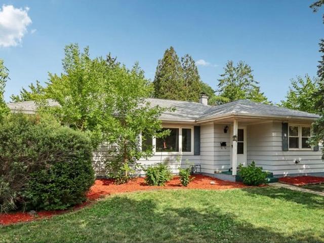 324 Roosevelt St, Fort Atkinson, WI 53538