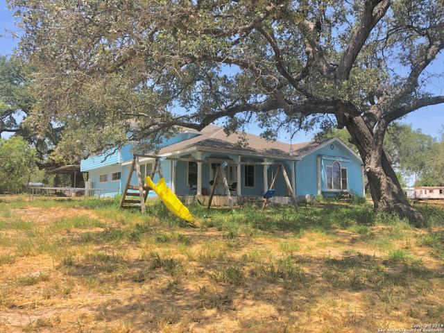 324 Rooster Rd, Pleasanton, TX 78064 | Compass
