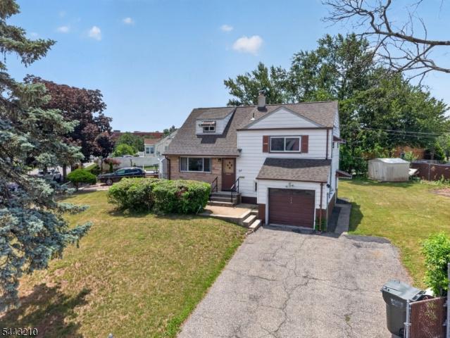 324 Ralph St