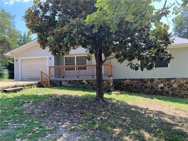 324 W Mockingbird Trl, Diamond City, AR 72644