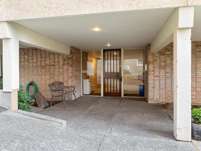 324 W Olympic Pl 1 Bedroom Apartment for Rent at 324 W Olympic Pl, Seattle, WA 98119 Lower Queen Anne
