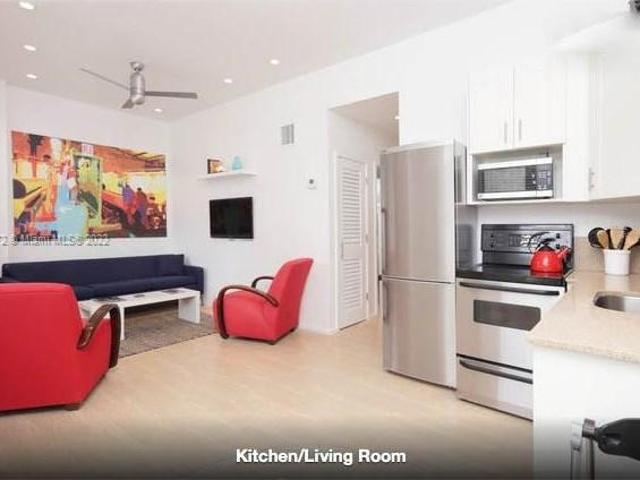 324 Washington Ave #A Miami Beach, FL 33139