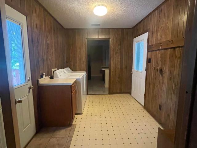324 Westwind Lane
