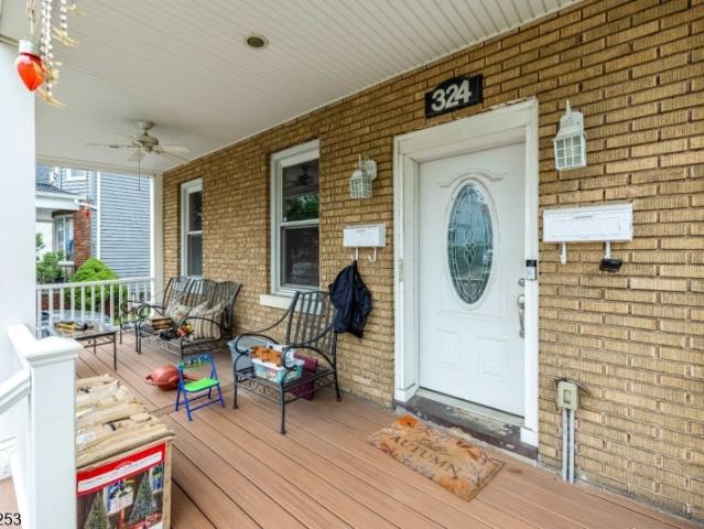 324 Union St