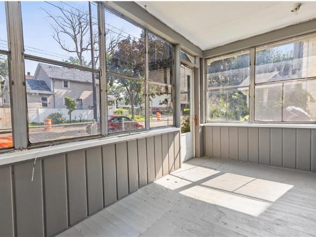 324 Van Buren Avenue