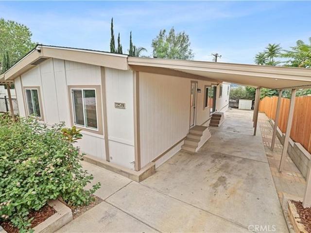 32549 Crescent Ave, Lake Elsinore, CA 92530