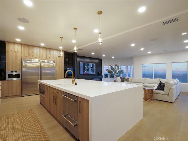 32551 Seacliff Dr, Rancho Palos Verdes, CA 90275 | MLS #PV26052 | Compass