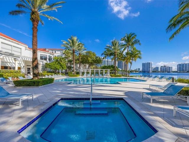 3255 NE 184th St Apt 12112, Aventura, FL 33160