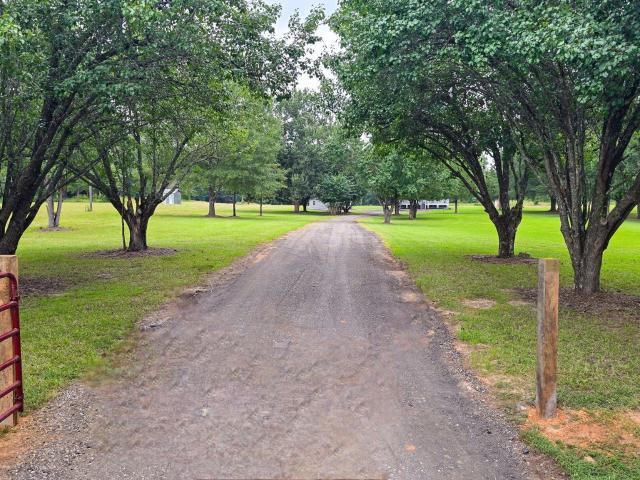 3255 Alvaton Rd