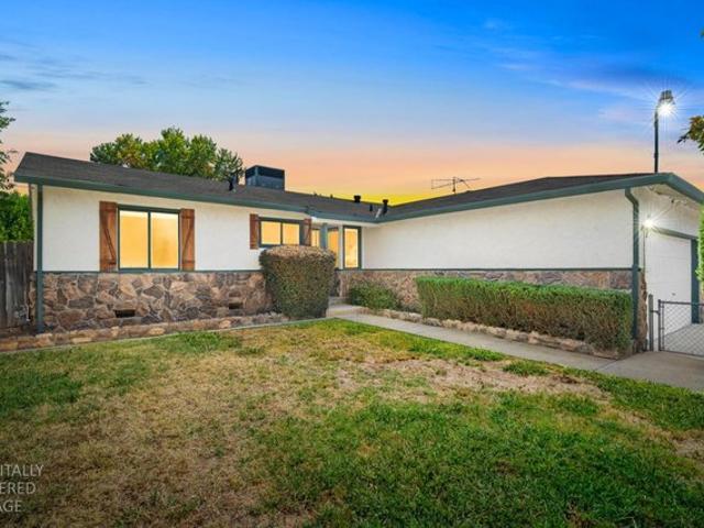 3255 Laurelhurst Dr, Rancho Cordova, CA 95670
