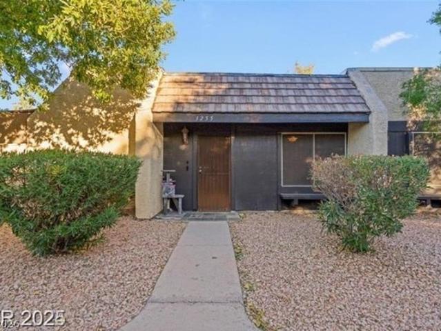 3255 Liahona Way, Las Vegas, NV 89121